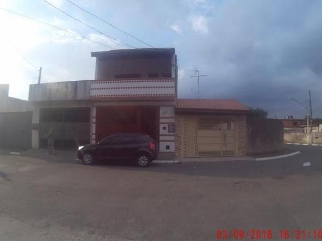 Sobrado em Jardim Cacique, Suzano/SP de 246m² 4 quartos à venda por R$ 550.000,00