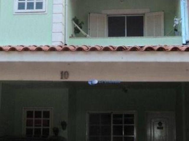 Sobrado em Jardim Califórnia, Jacareí/SP de 177m² 2 quartos à venda por R$ 600.000,00