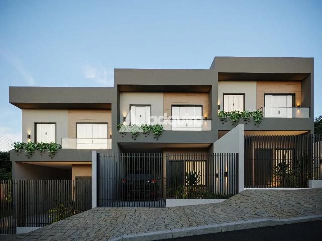 Sobrado em Jardim Carvalho, Ponta Grossa/PR de 85m² 3 quartos à venda por R$ 409.000,00