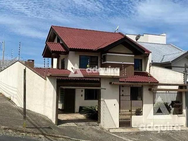 Sobrado em Jardim Carvalho, Ponta Grossa/PR de 193m² 4 quartos à venda por R$ 750.000,00