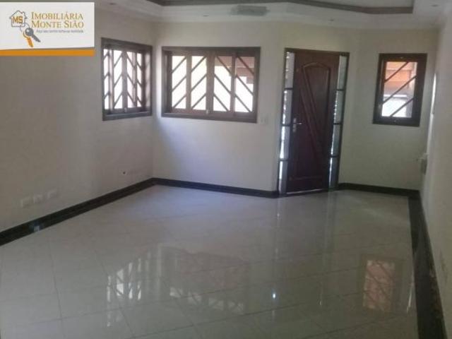 Sobrado em Jardim Cocaia, Guarulhos/SP de 126m² 4 quartos à venda por R$ 740.000,00