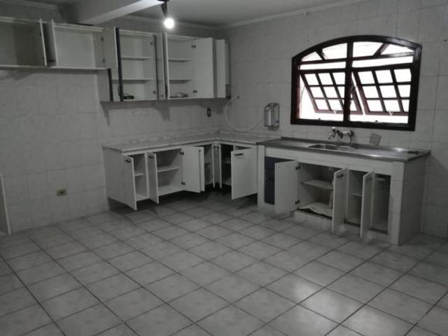 Sobrado em Jardim Colonial, São Paulo/SP de 21970m² 3 quartos à venda por R$ 700.000,00