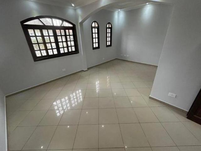 Sobrado em Jardim D&apos Abril, Osasco/SP de 150m² 3 quartos à venda por R$ 740.000,00