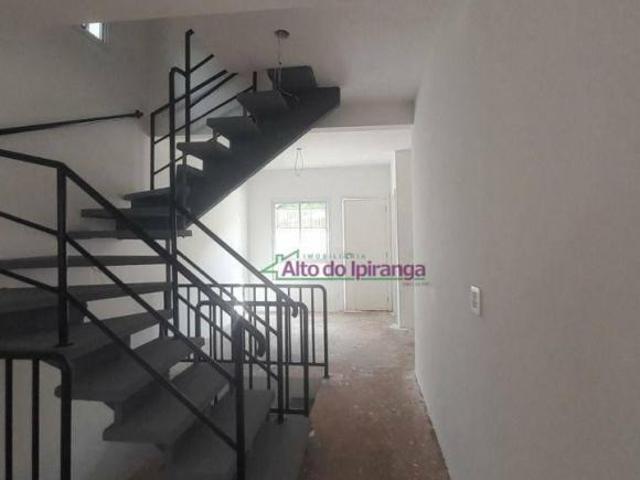 Sobrado em Jardim da Glória, Cotia/SP de 201m² 3 quartos à venda por R$ 900.000,00