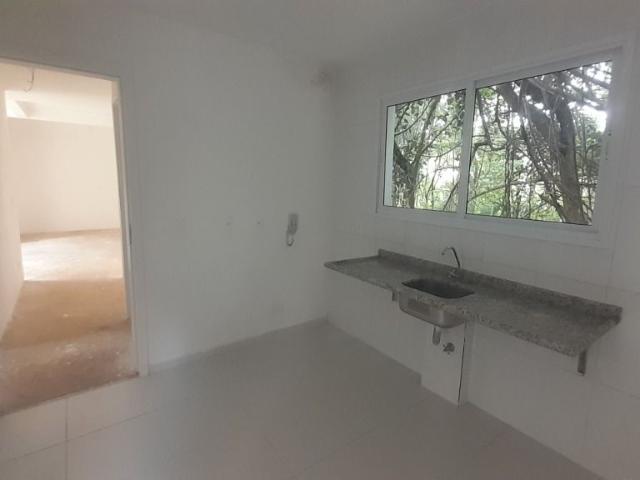 Sobrado em Jardim da Glória, Cotia/SP de 212m² 4 quartos à venda por R$ 949.900,00