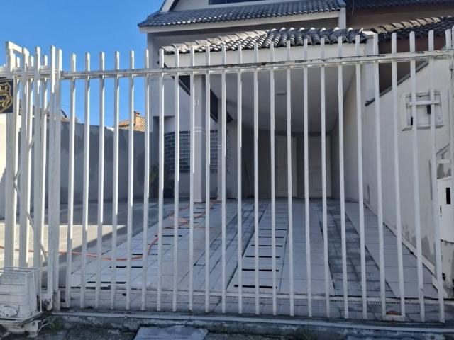 Sobrado em Jardim das Américas, Curitiba/PR de 295m² 6 quartos à venda por R$ 949.900,00