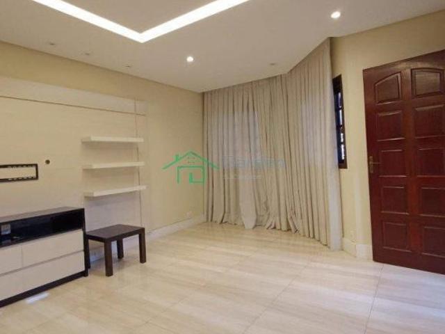Sobrado em Jardim das Indústrias, São José dos Campos/SP de 0m² 3 quartos à venda por R$ 750.000,00