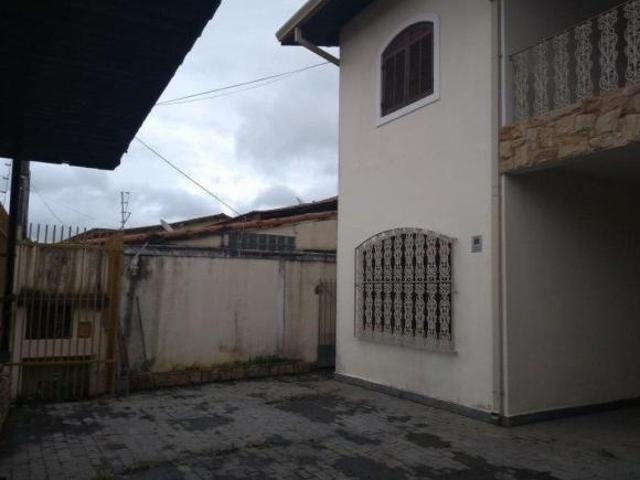 Sobrado em Jardim das Indústrias, São José dos Campos/SP de 0m² 6 quartos à venda por R$ 1.390.000,0