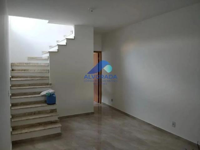 Sobrado em Jardim das Indústrias, São José dos Campos/SP de 200m² 4 quartos à venda por R$ 949.900,00 ou para locação R$ 7.000,00/mes