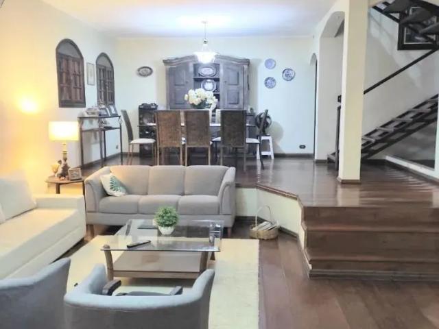 Sobrado em Jardim Esplanada II, São José dos Campos/SP de 330m² 4 quartos para locação R$ 8.500,00/mes