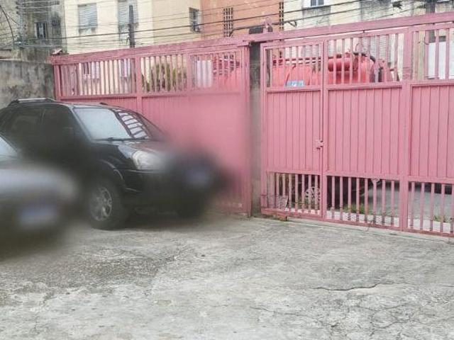 Sobrado em Jardim Ester Yolanda, São Paulo/SP de 0m² 6 quartos à venda por R$ 690.000,00