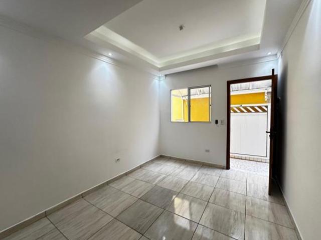 Sobrado em Jardim Glória, Praia Grande/SP de 60m² 2 quartos à venda por R$ 300.000,00