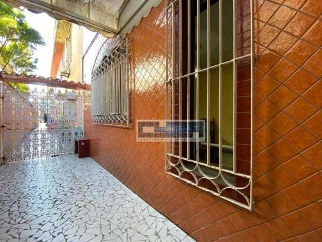 Sobrado em Jardim Independência, São Vicente/SP de 123m² 3 quartos à venda por R$ 424.000,00
