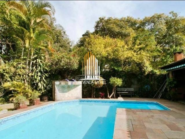 Sobrado em Jardim Leonor, São Paulo/SP de 600m² 4 quartos à venda por R$ 1.897.900,00