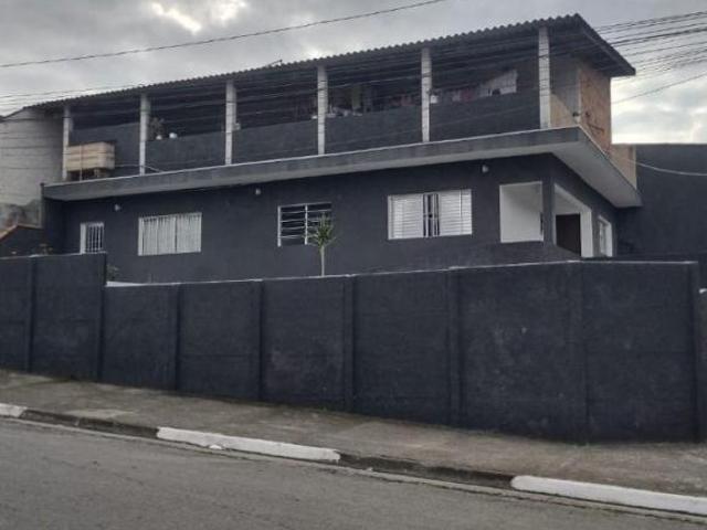Sobrado em Jardim Leymar, Suzano/SP de 0m² 5 quartos à venda por R$ 425.000,00