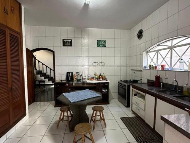 Sobrado em Jardim Luiza, Jacareí/SP de 0m² 3 quartos à venda por R$ 860.000,00