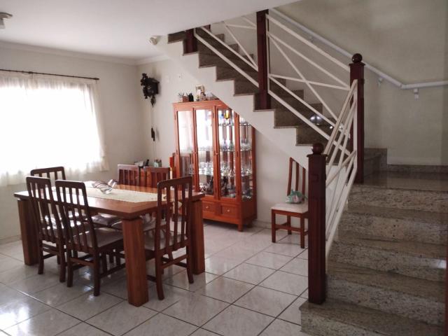Sobrado em Jardim Marco Leite, Jundiaí/SP de 321m² 3 quartos à venda por R$ 1.099.900,00