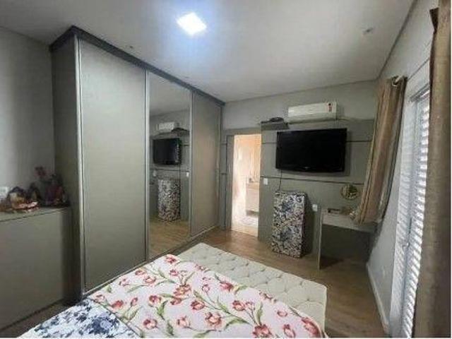 Sobrado em Jardim Maria Eugênia, Sorocaba/SP de 200m² 3 quartos à venda por R$ 400.000,00