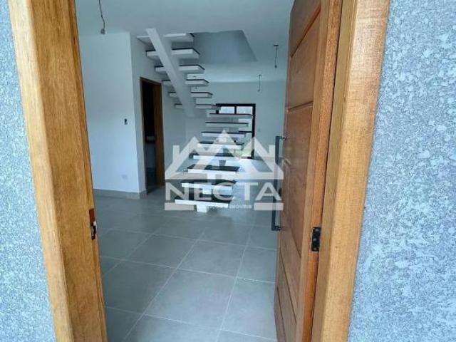 Sobrado em Jardim Mariella, Caraguatatuba/SP de 148m² 2 quartos à venda por R$ 584.000,00
