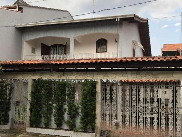 Sobrado em Jardim Medina, Poá/SP de 234m² 5 quartos à venda por R$ 795.000,00