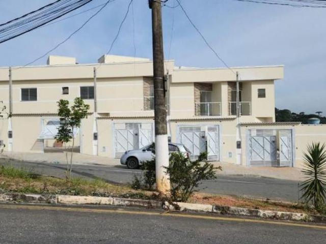Sobrado em Jardim Moraes, Itaquaquecetuba/SP de 88m² 2 quartos à venda por R$ 420.000,00