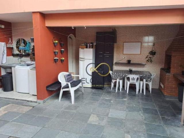 Sobrado em Jardim Paraventi, Guarulhos/SP de 198m² 3 quartos à venda por R$ 700.000,00