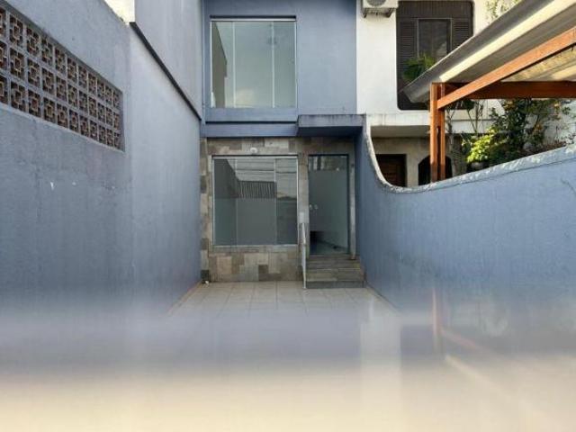 Sobrado em Jardim Peri Peri, São Paulo/SP de 180m² 4 quartos à venda por R$ 700.000,00