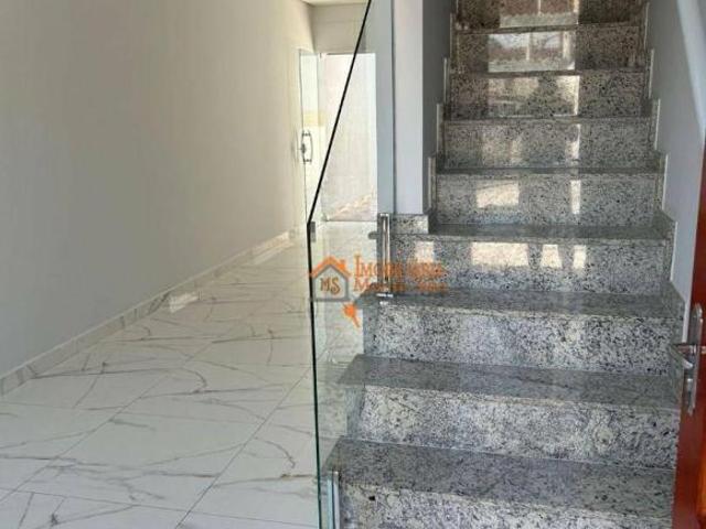 Sobrado em Jardim Pinheirinho, Itaquaquecetuba/SP de 82m² 2 quartos à venda por R$ 410.000,00