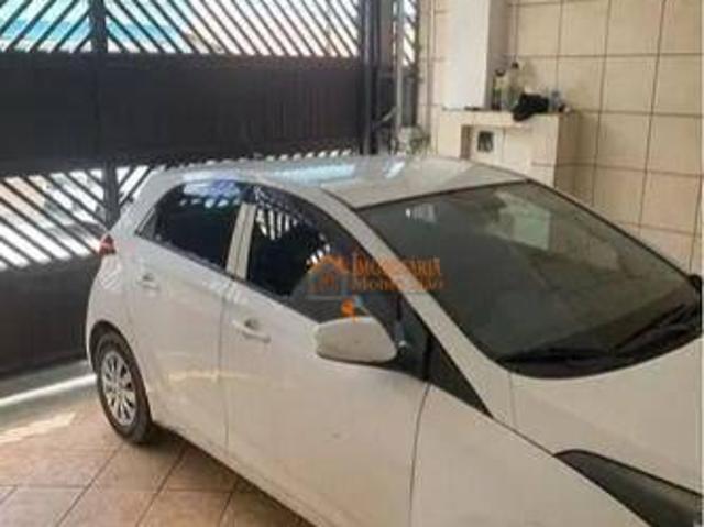 Sobrado em Jardim Presidente Dutra, Guarulhos/SP de 352m² 3 quartos à venda por R$ 585.000,00