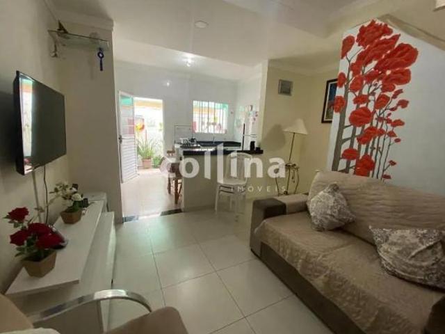 Sobrado em Jardim Roberto, Osasco/SP de 102m² 2 quartos à venda por R$ 370.000,00