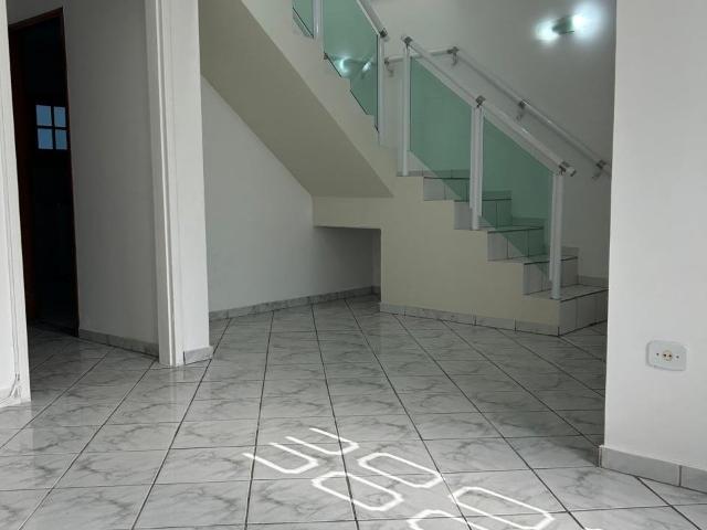 Sobrado em Jardim Santa Maria, Jacareí/SP de 0m² 4 quartos para locação R$ 3.700,00/mes