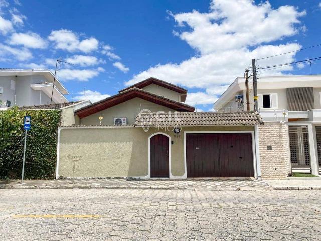 Sobrado em Jardim Santa Maria, Jacareí/SP de 203m² 3 quartos à venda por R$ 779.000,00