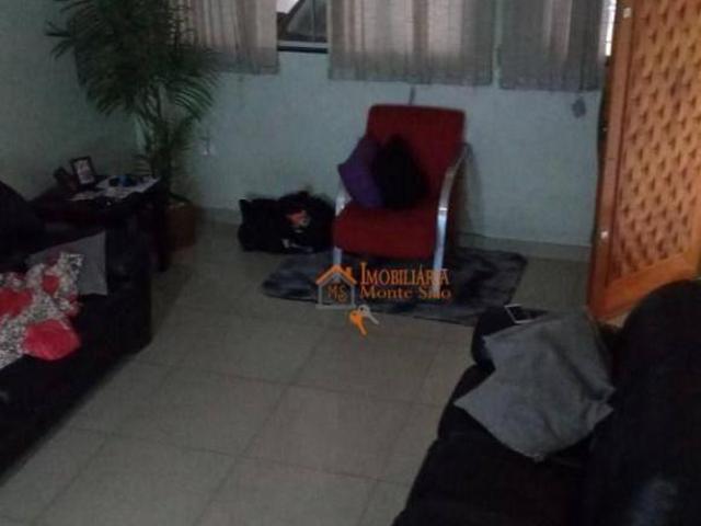 Sobrado em Jardim Silvia, Guarulhos/SP de 300m² 5 quartos à venda por R$ 650.000,00