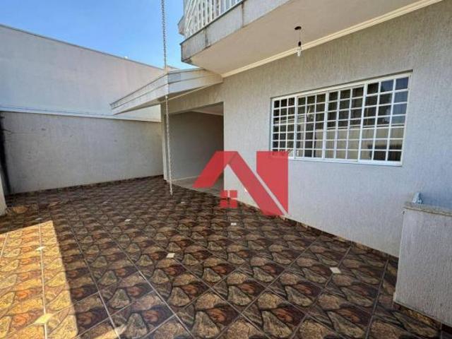 Sobrado em Loteamento Morro Amarelo, Mogi Guaçu/SP de 210m² 3 quartos à venda por R$ 650.000,00