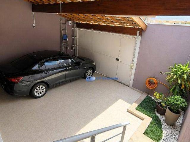 Sobrado em Loteamento Villa Branca, Jacareí/SP de 115m² 3 quartos à venda por R$ 819.900,00