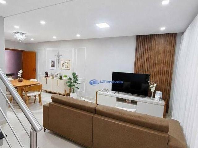 Sobrado em Loteamento Villa Branca, Jacareí/SP de 115m² 3 quartos à venda por R$ 820.000,00