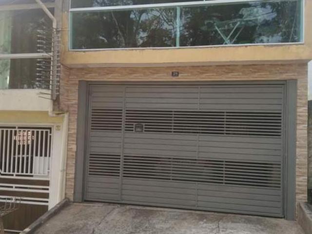 Sobrado em Parque Continental com 200.00 m², 3 quarto s, 1 suíte s, 2 vaga s