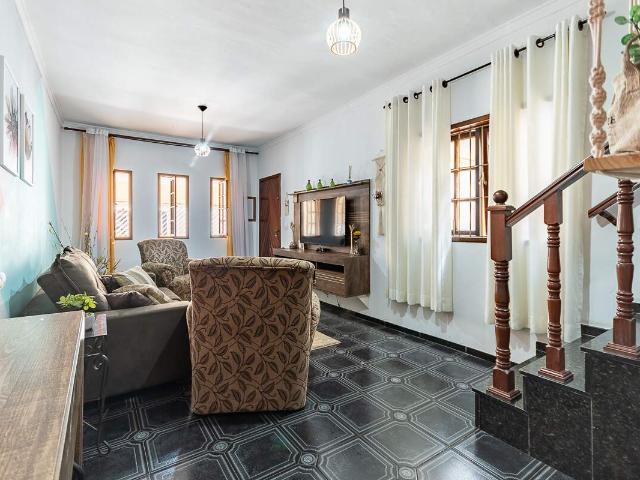 Sobrado em Parque Continental I, Guarulhos/SP de 171m² 4 quartos à venda por R$ 689.000,00