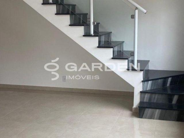Sobrado em Parque Esperança, Taubaté/SP de 0m² 3 quartos à venda por R$ 780.000,00