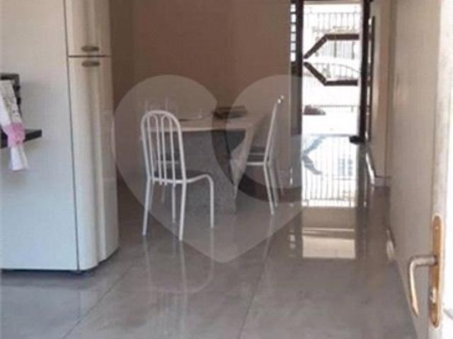 Sobrado em Parque Residencial Jundiaí, Jundiaí/SP de 150m² 4 quartos à venda por R$ 669.900,00