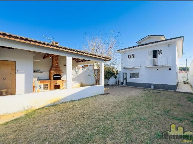 Sobrado em Parque Santo Antônio, Jacareí/SP de 0m² 4 quartos à venda por R$ 949.900,00