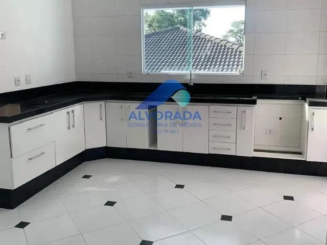 Sobrado em Parque Santo Antônio, Jacareí/SP de 117m² 3 quartos à venda por R$ 669.900,00