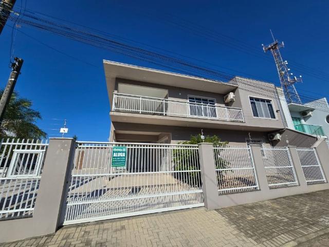 Sobrado em, Penha/SC de 237m² 5 quartos para locação R$ 5.500,00/mes