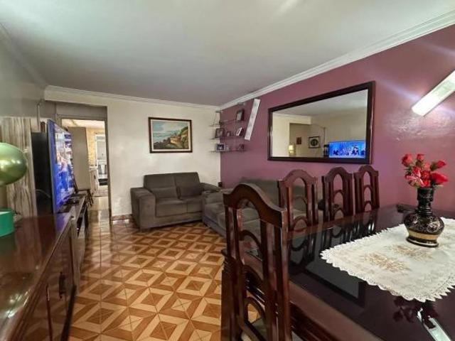 Sobrado em Perdizes com 100m² úteis, 2 dorm. e 74m² de terreno Zona Oeste SP