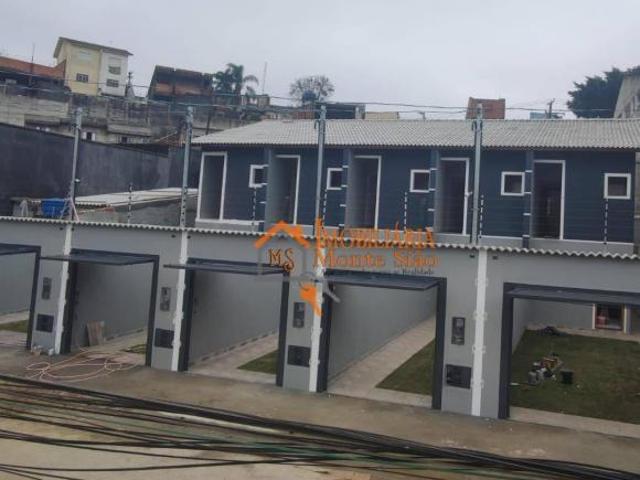 Sobrado em Pium, Itaquaquecetuba/SP de 74m² 2 quartos à venda por R$ 405.000,00