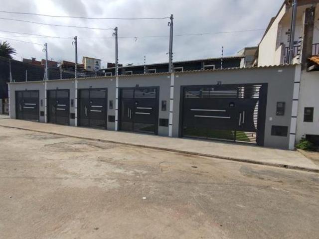 Sobrado em Pium, Itaquaquecetuba/SP de 74m² 2 quartos à venda por R$ 420.000,00