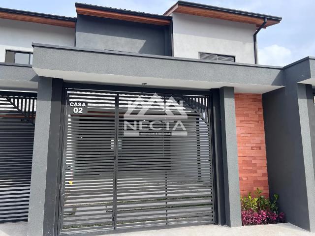 Sobrado em Pontal de Santa Marina, Caraguatatuba/SP de 120m² 2 quartos à venda por R$ 559.000,00