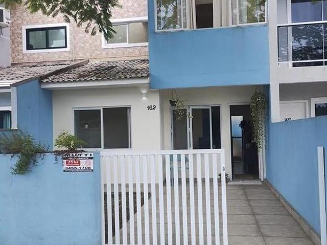 Sobrado em Pontal do Sul mobiliado