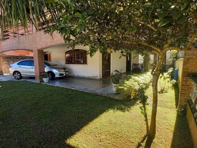 Sobrado em Portal da Olaria, São Sebastião/SP
