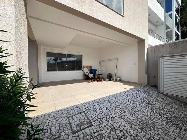 Sobrado em Praia dos Amores, Balneário Camboriú/SC de 175m² 3 quartos à venda por R$ 3.000.000,00 ou para locação R$ 13.200,00/mes